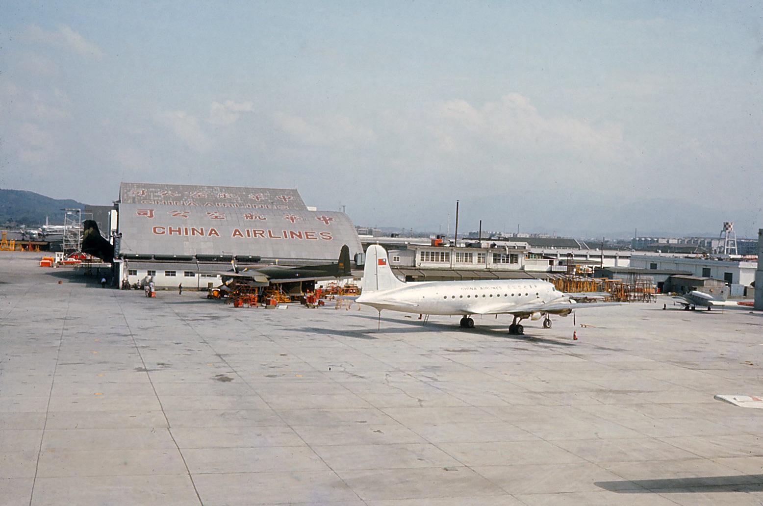 Taipei Sung Shan Airport circa 1971 (China Airlines Assistance to Uncle ...