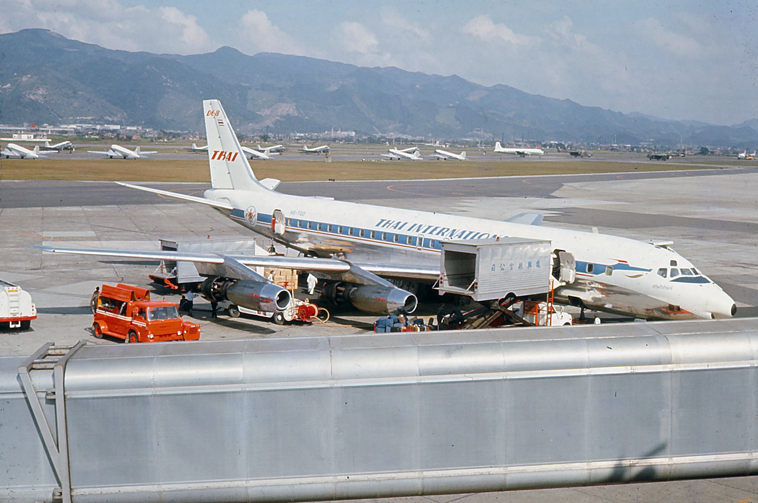 Taipei Sung Shan Airport circa 1971 (China Airlines Assistance to Uncle ...